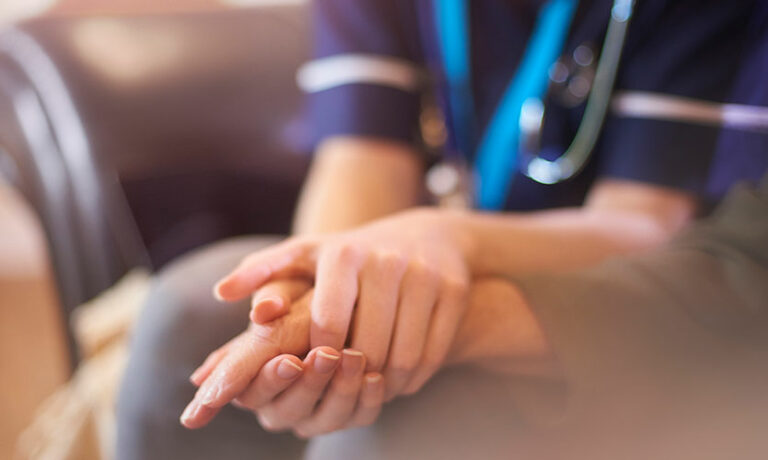 Final Days of Life in Hospice | Traditions Health