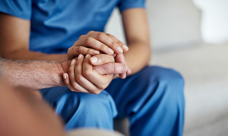 What Are the Three Stages of Dying? | Traditions Health